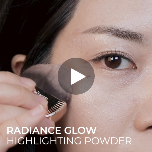 Radiant Glow Highlighting Powder - Makeup Formula | CTKCLIP